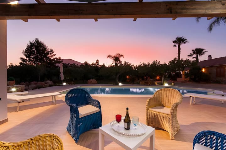 Villa Le Sterlizie Con Piscina Privata - 卡斯泰拉姆馬雷德爾戈爾福