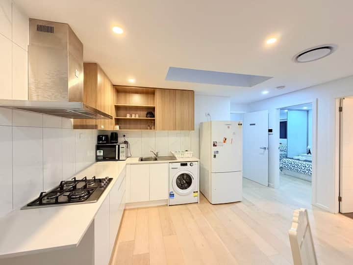 Modern Home On A Quiet Street | Close To Station - Penshurst
