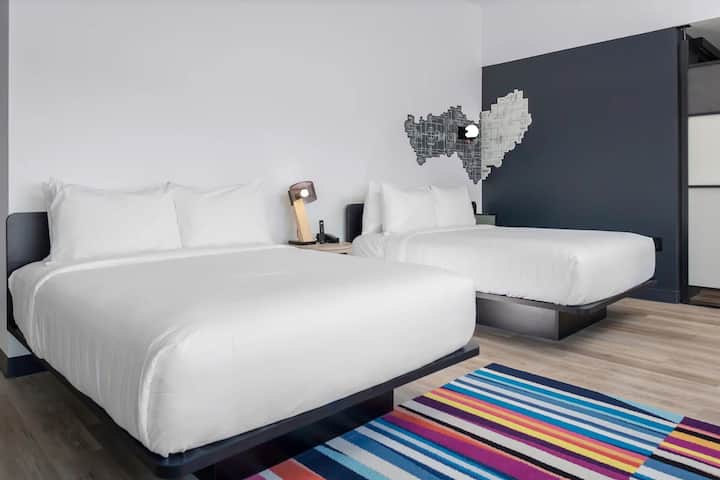 2 Queen | Aloft Orlando Lbv | Near Disney Parks - 