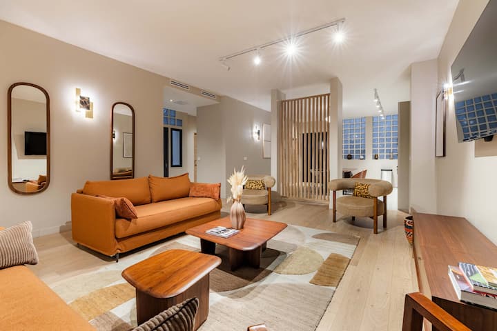 Grand 4 Pièces Climatisé Avec Patio à Paris - Paris