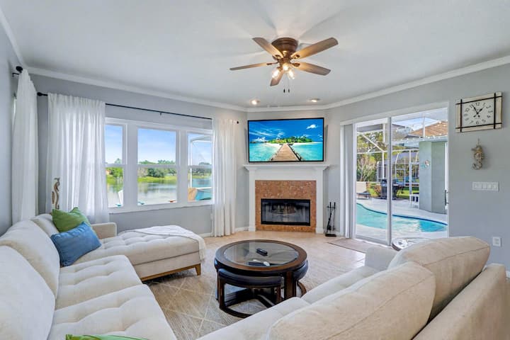 4br Waterfront Pool Oasis | Firepit, Dogs Welcome - Palm Harbor, FL