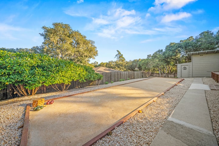 Newly Renovated | Quiet & Private | Bocce Court - Monterey, CA