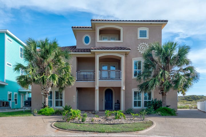 Sunrise Beach Villa~ Pool Table~private Elevator - Port Aransas, TX
