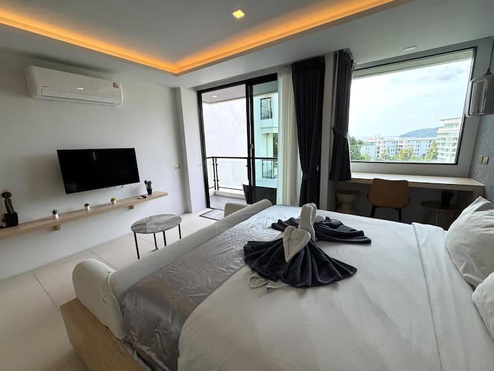 A Taste Of Utopia: Modern Phuket Retreat W/jacuzzi - Karon Beach