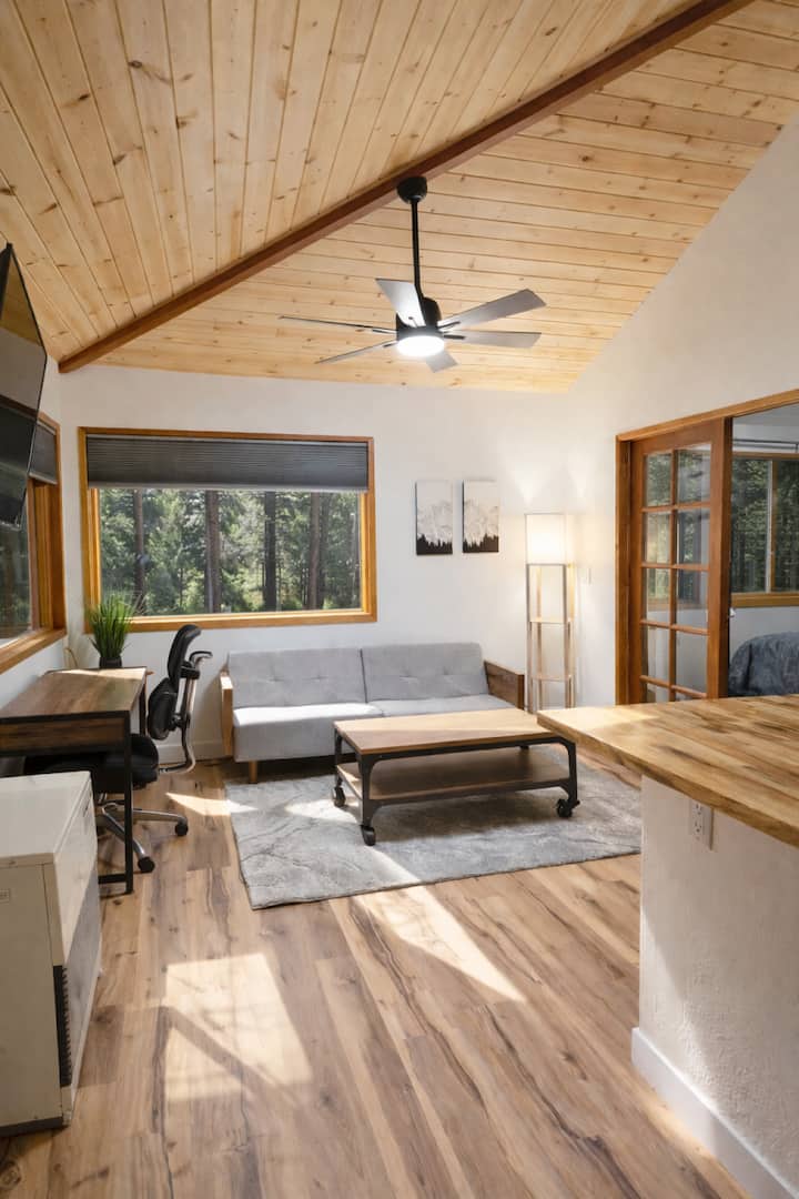 4 Min Drive To Ski Lodge & Trail 1 Bed 1 Bath - Girdwood, AK