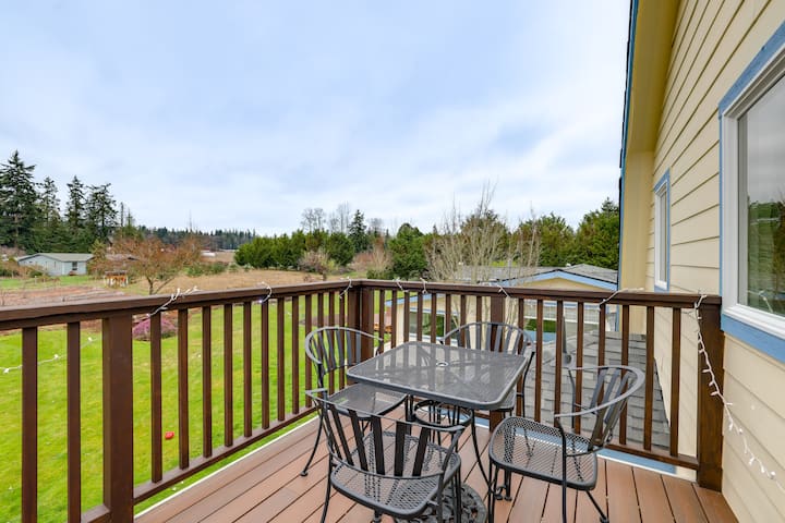 Olympic Mtn Views! Cozy Carriage House In Sequim - Sequim, WA