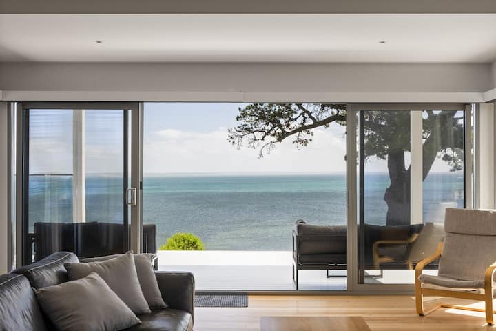 Cliff Top Retreat - San Remo
