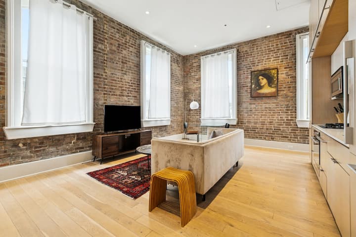 Comfortable 1br Apartment Near Cbd | Gated Parking - New Orleans, LA