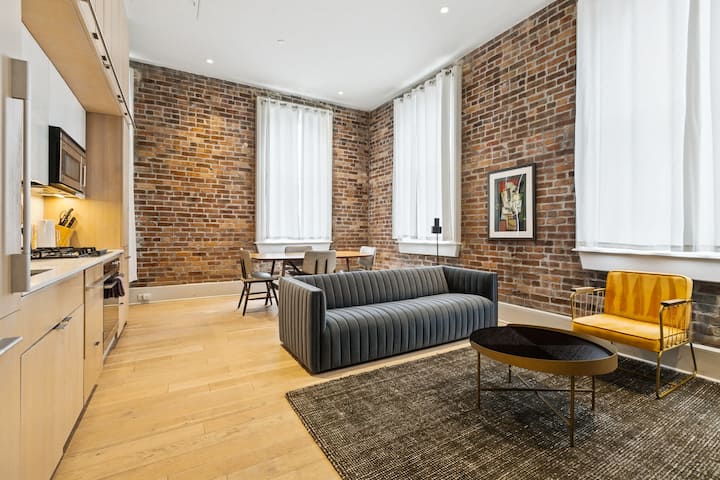 1br In Historic Schoolhouse | Near Cbd And French - United States