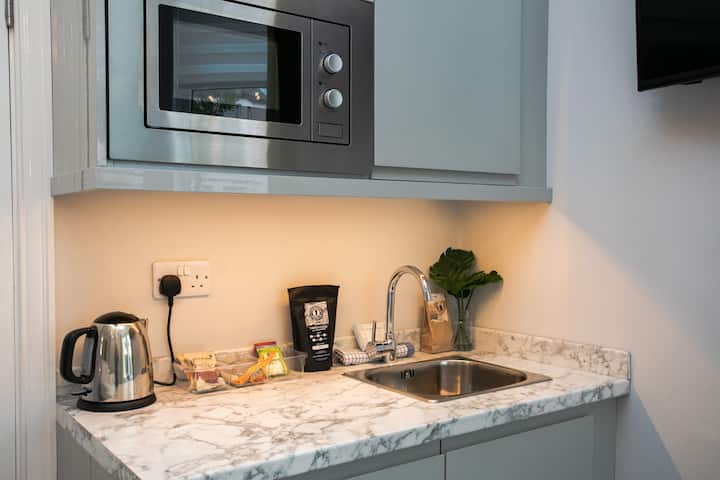 Stay Coastal | The Linden Hotel | Full House - Tynemouth