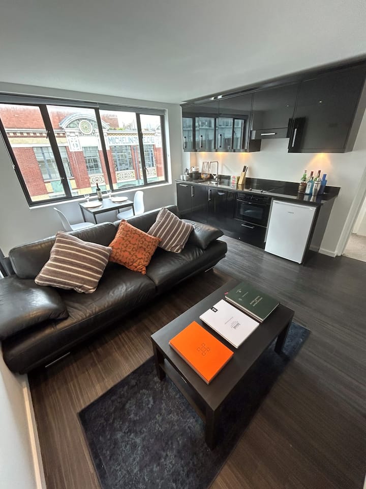 The Elden - No.12 - Fairway Hosting - Chelsea