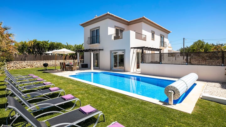 Luxury Villa Tucci In Boliqueime By Lovelystay - Albufeira