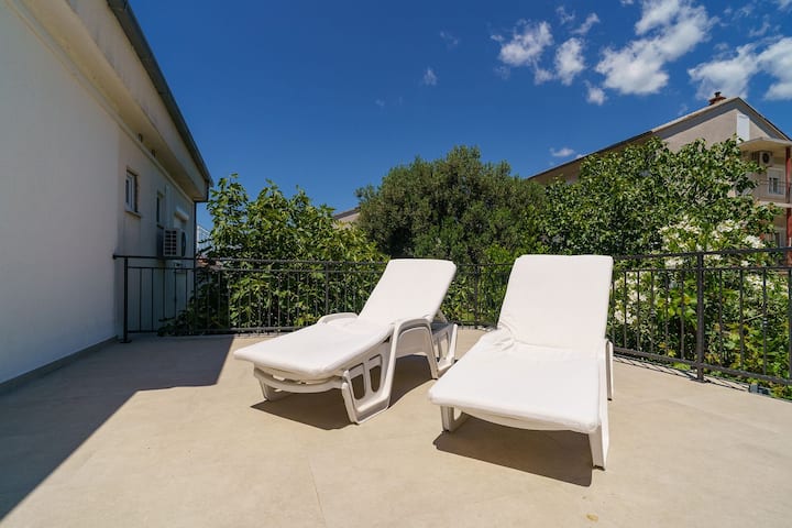 Grand Appartement à Seulement 500 Mètres De La Pla - Crikvenica