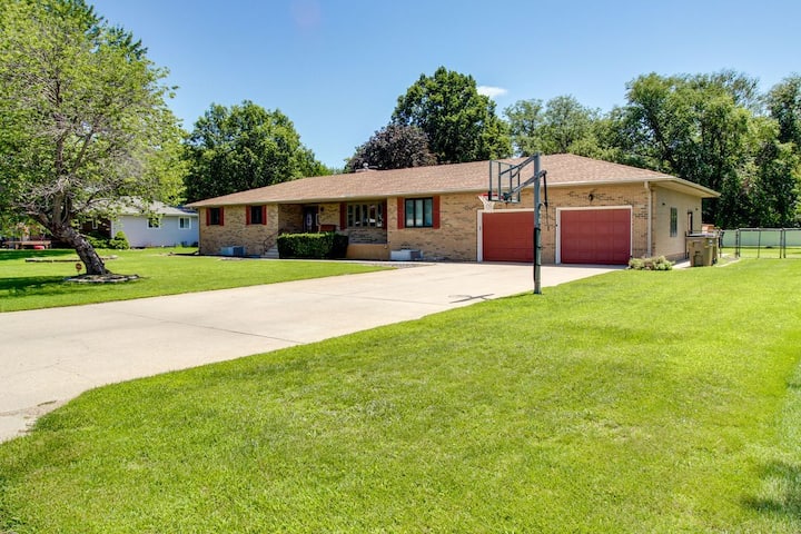 The Reunion Ranch - Calm & Restful Home Central Ne - Grand Island, NE