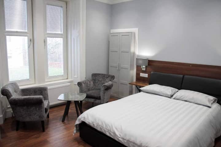 Laurieston Inn - Executive Suite - Falkirk