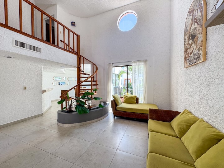 Enorme Casa Con Jardín Y Unos Pasos Del Mar, 16 - Cancún