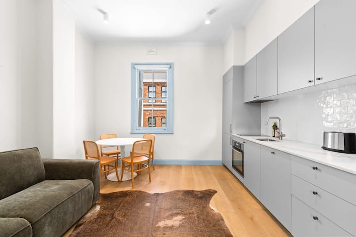 The Surrey Redfern 1 - Kensington