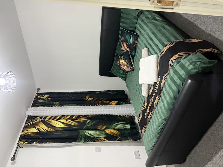 Appartement De Luxe De 2 Chambres Avec Balcon - Bournemouth