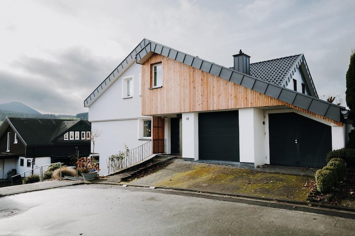 Wohnung Mit Terrasse (Ferienwohnung Bergzeit) - Olsberg