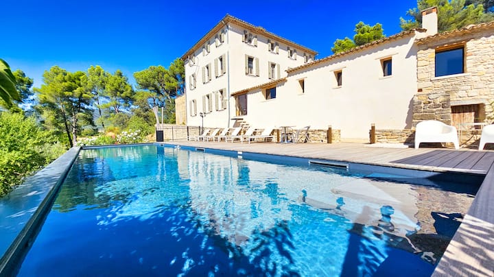 Bastide De Charme Proche Lourmarin, Vue Et Piscine - Lourmarin
