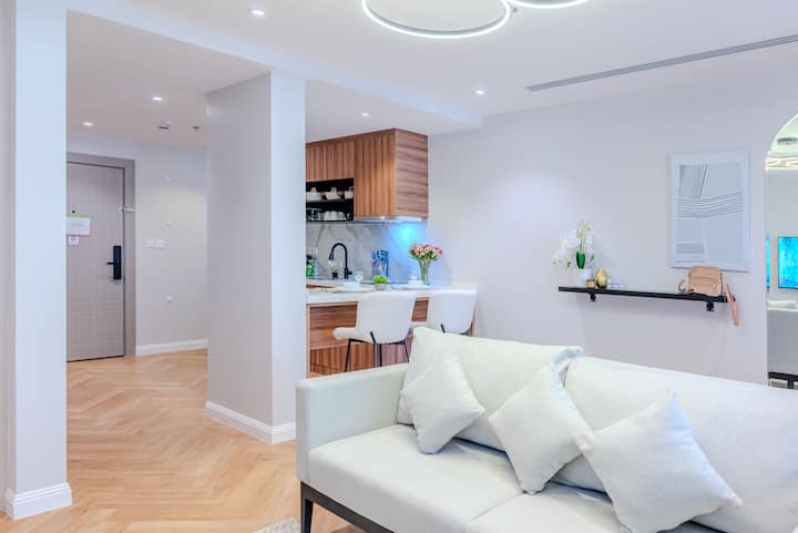 Classy 1 Bdr | Gym & Pool | Al Malqa - Arabia Saudita