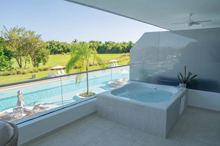 Enjoy This Fantastic Pool View - Condo W/ Jacuzzi - Punta Cana