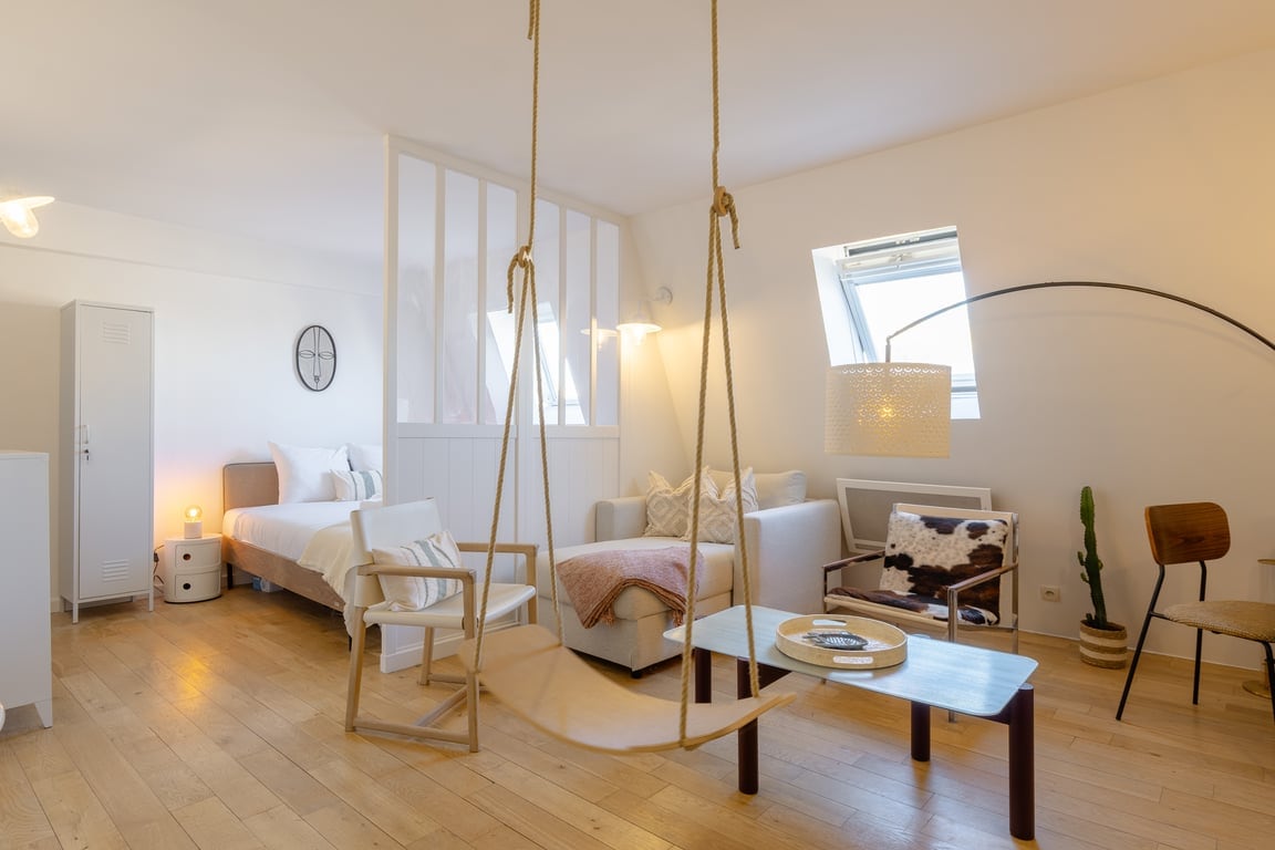 Steps from Eiffel Tower – Charming Studio - Apartments for Rent in ...