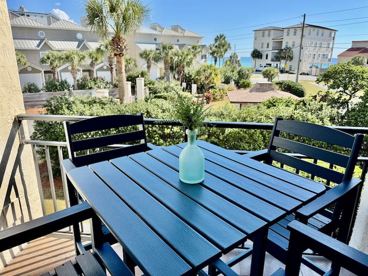 Beautiful 2 Bedroom, 2 Bath Destin, Florida Condo! - Destin, FL