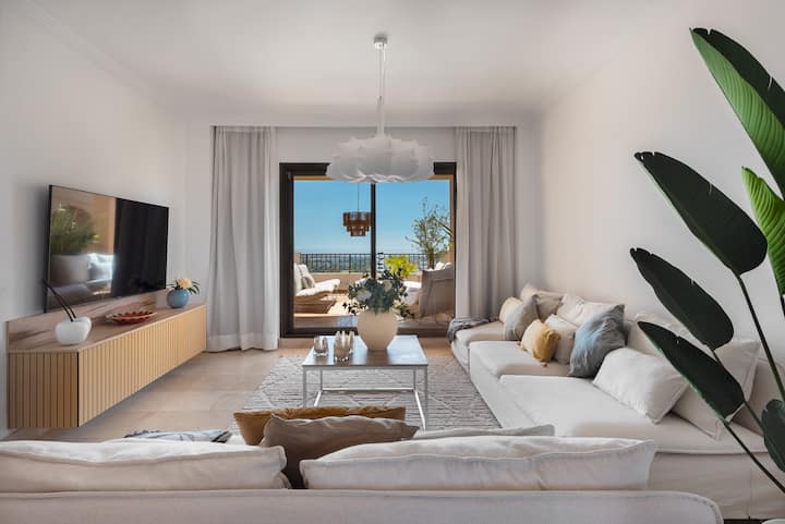 Elegant 3-bedroom With Incredible Sea Views - Benahavís