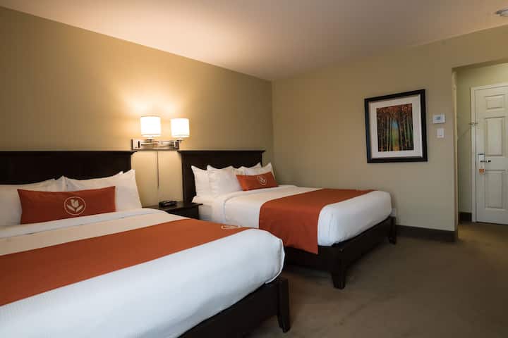 3 Family-friendly Rooms | Breakfast & Parking - Sussex, NB, Canada