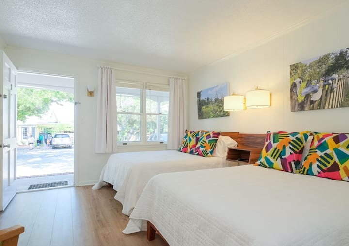 'Shipwreck' Bluff Shoals Motel - Room 2 - Ocracoke, NC