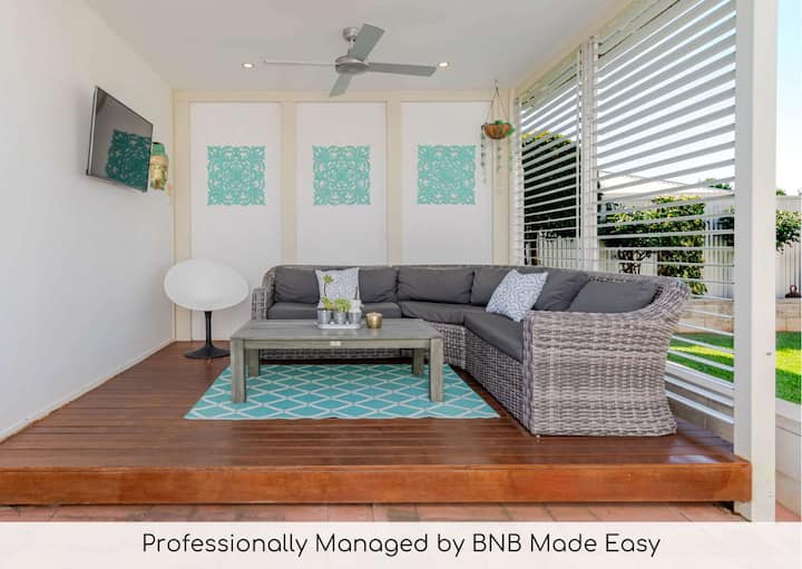 The Bourke Residence | Homely & Full Of Character - Wagga Wagga