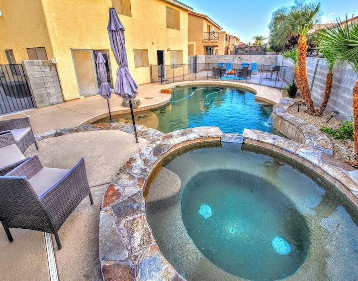 Perfect Oasis W/pool/games/spa: Mins To Lvstrip - Las Vegas, NV