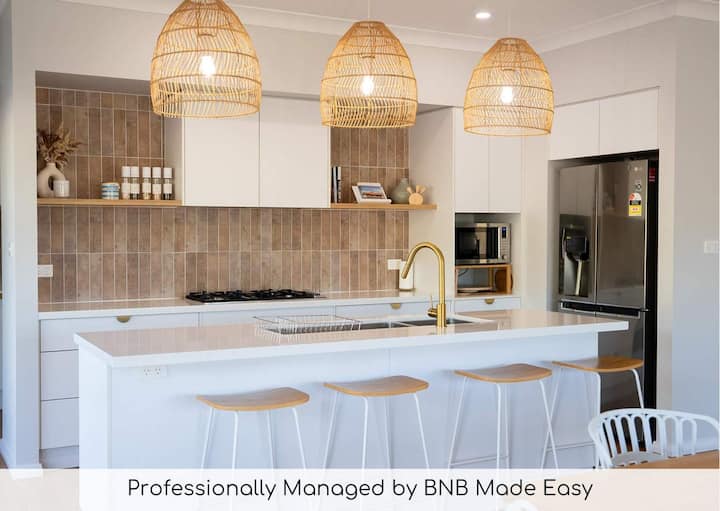 The Greenview | Contemporary Village Retreat - Millthorpe