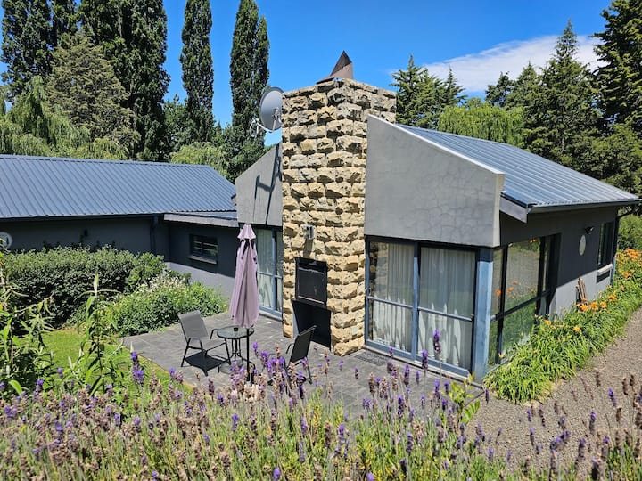 Esperanza - Elegant Clarens Self-catering Cottage - Clarens