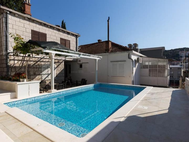 Guest House Kusalo- Comfort Twin/double Room Soba5 - Dubrovnik