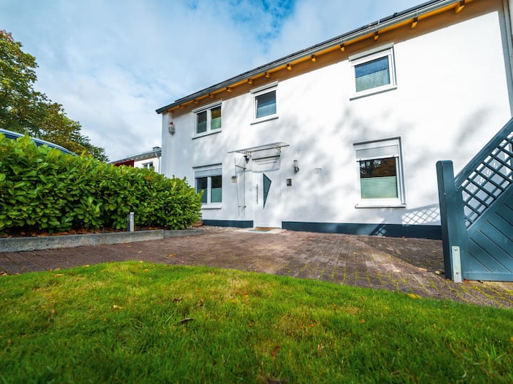 Antonia By Interhome - Witzenhausen