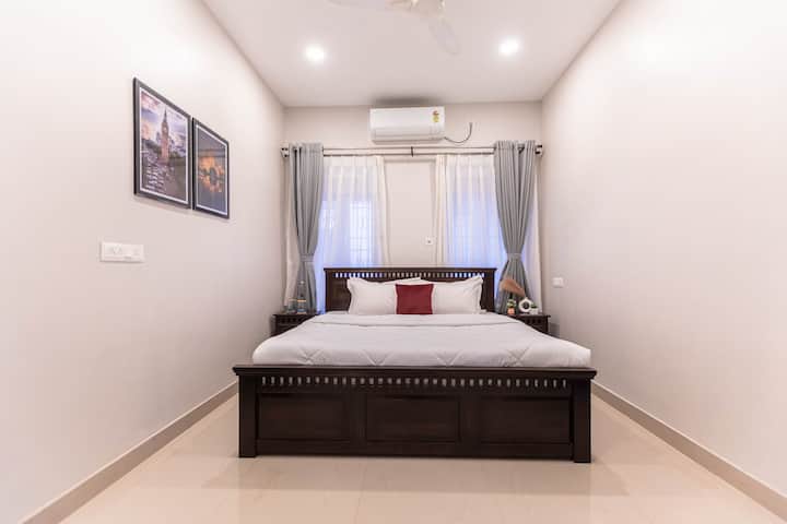 Calcutta Heritage By Jadecaps | Shyambazar | 2bhk - Kolkata