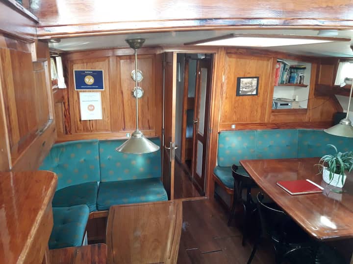 Hotelschiff Tjalkjacht Pelikaan By Interhome - Enkhuizen