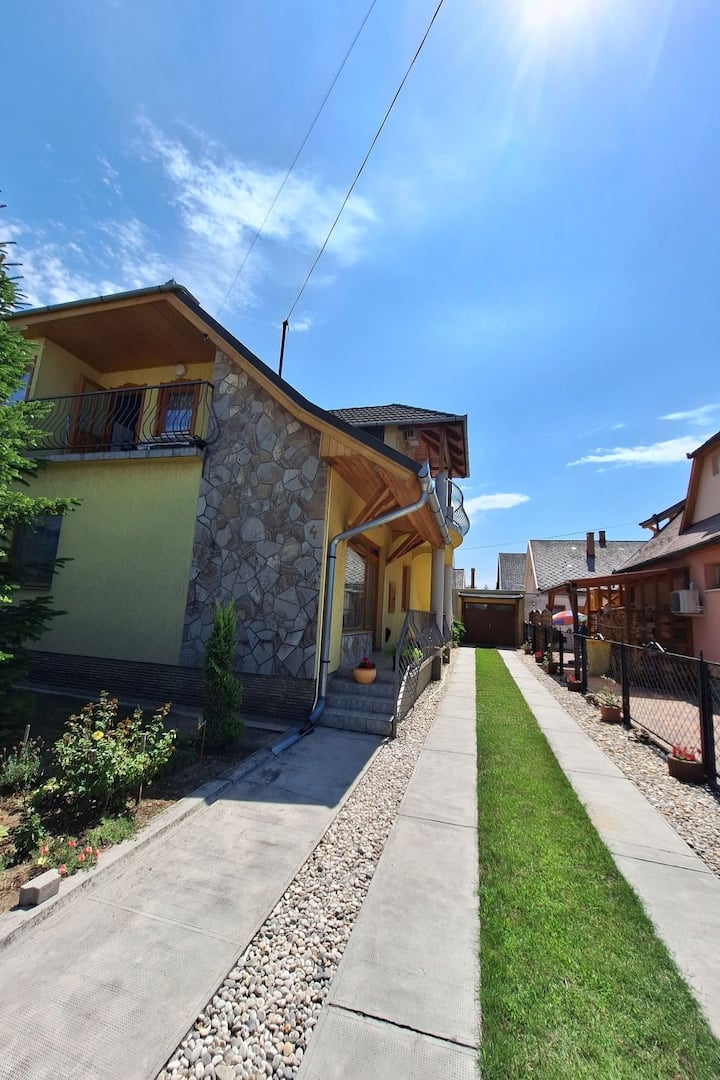 Bo-42 By Interhome - Balatonlelle