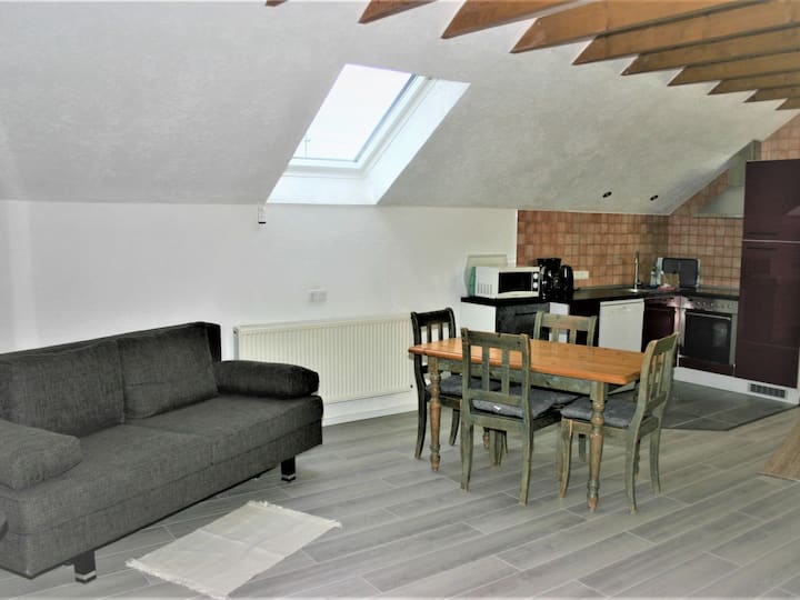 Helle Ferienwohnung In Mehren Mit Eigenem Garten - Mehren