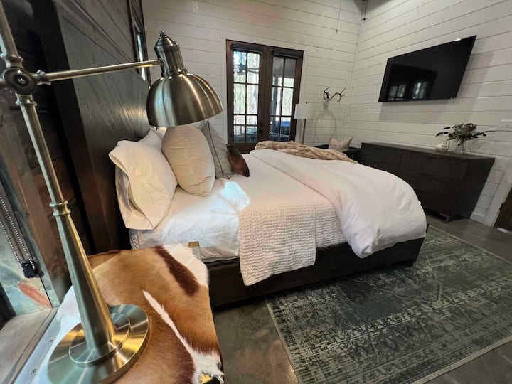 Balanço, jogos, EV, banheira de hidromassagem, fogueira, diamante negro ...