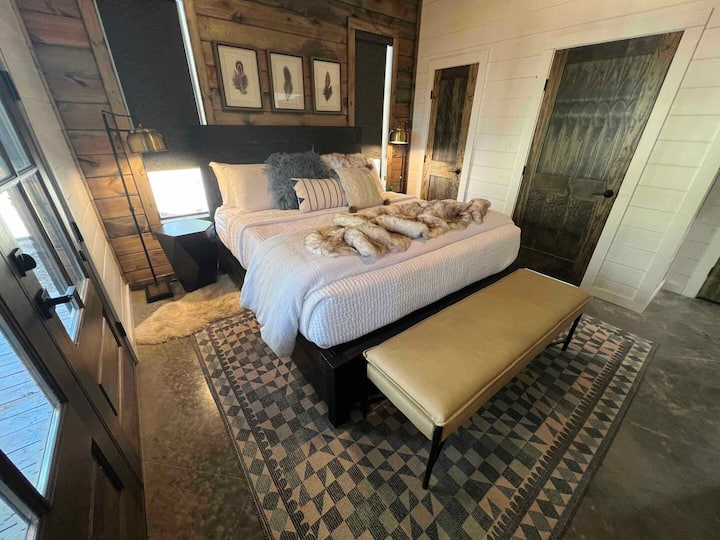 Balanço, jogos, EV, banheira de hidromassagem, fogueira, diamante negro ...