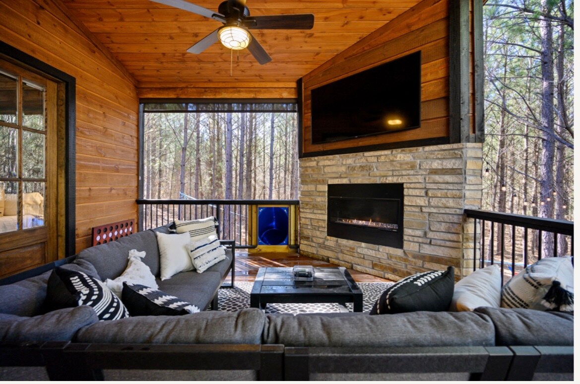 Columpio, juegos, EV, jacuzzi, fogata, diamante negro - Cabañas en renta en Broken Bow, Oklahoma ...