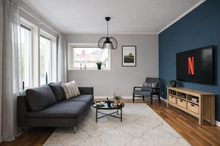 Spacious Top-floor 2br Residence - Luleå