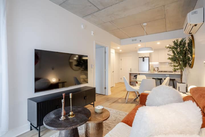 Comfort Stay | Parking & Ev Charger - Montréal, QC