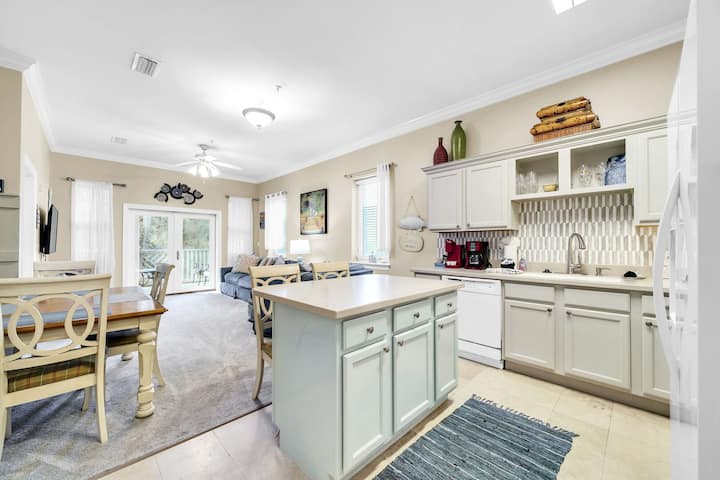 Seagrove Beach - Pool & Walkable To The Beach! - Seagrove Beach, FL