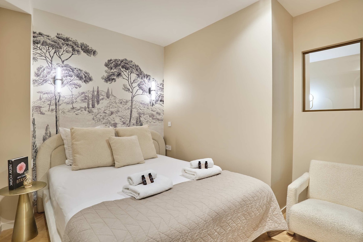 AC Saint-Germain des Près Rue de Rennes Apartment - Flats for Rent in ...