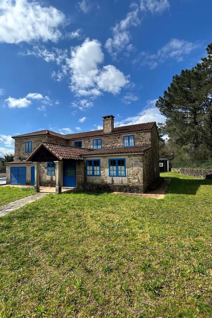 Haus Lucia By Interhome - La Estrada