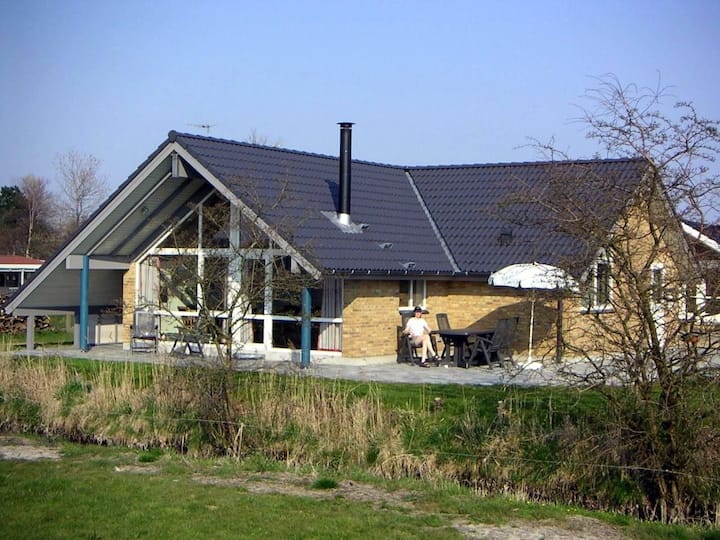 Modernes, Geräumiges Haus Mit Großer Terrasse - Sønderborg